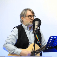 Richard Stringer Music | Sharing songs of love